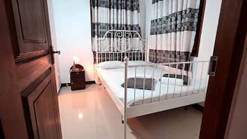 Quarto família | Cortinas blackout, quartos à prova de som, Wi-Fi de cortesia