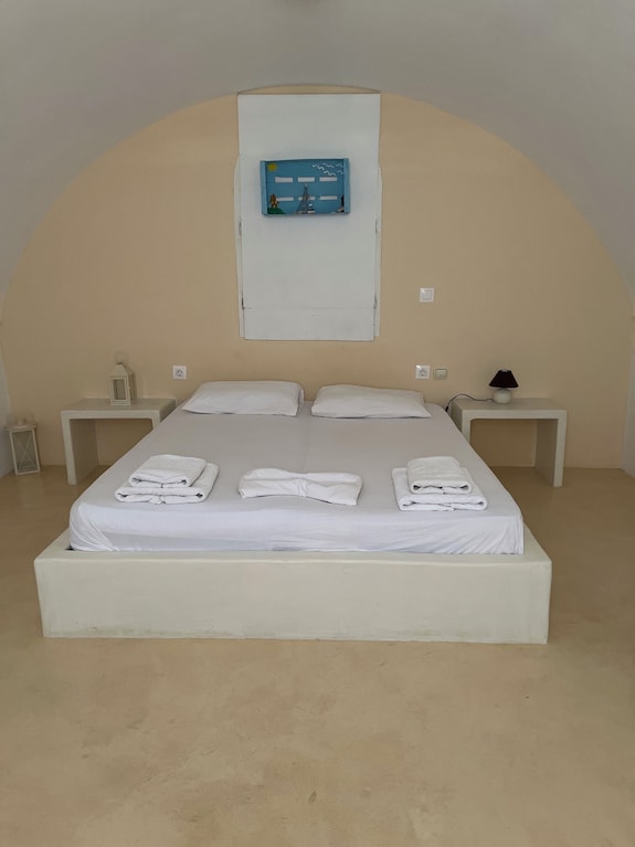 Leon Lux Apartment, Quadruple Room With Private Bathroom. - Greece