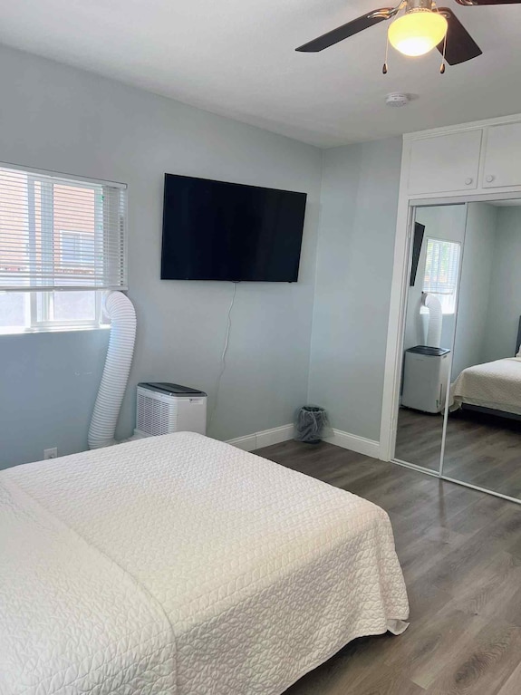 Studio Near Disney - Angel Stadium of Anaheim