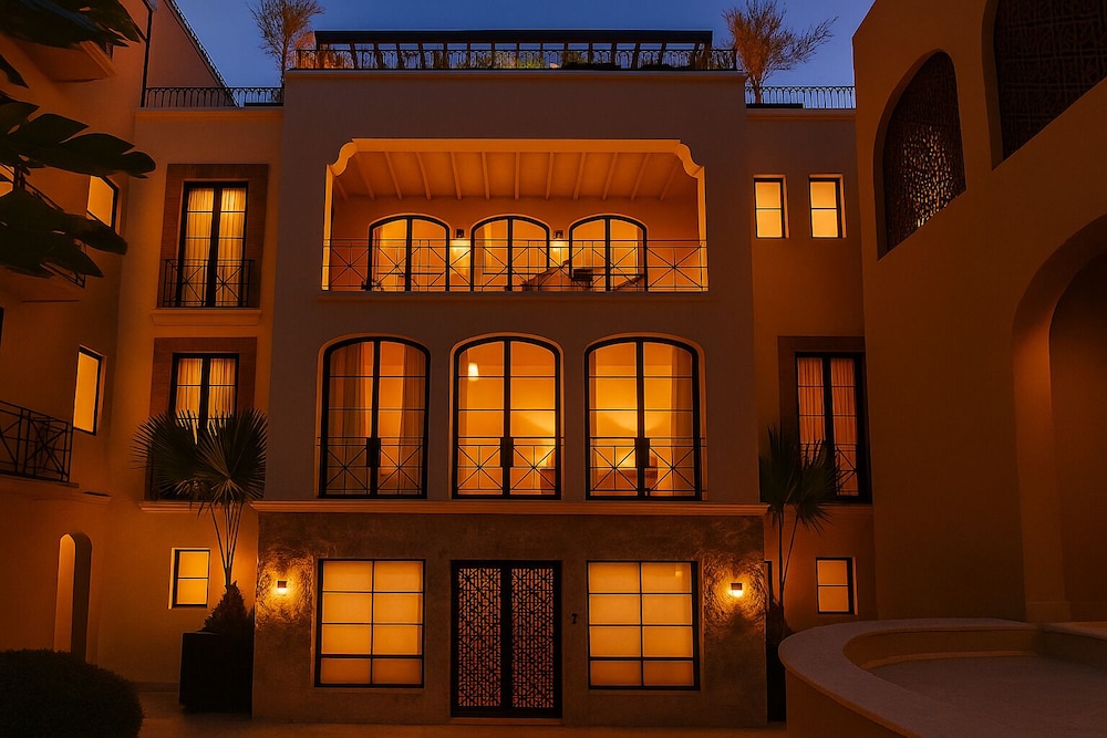 Luxury Condos I Parroquia View & Rooftop Jacuzzi I Paseo Del Centro Condominio Boutique - San Miguel de Allende