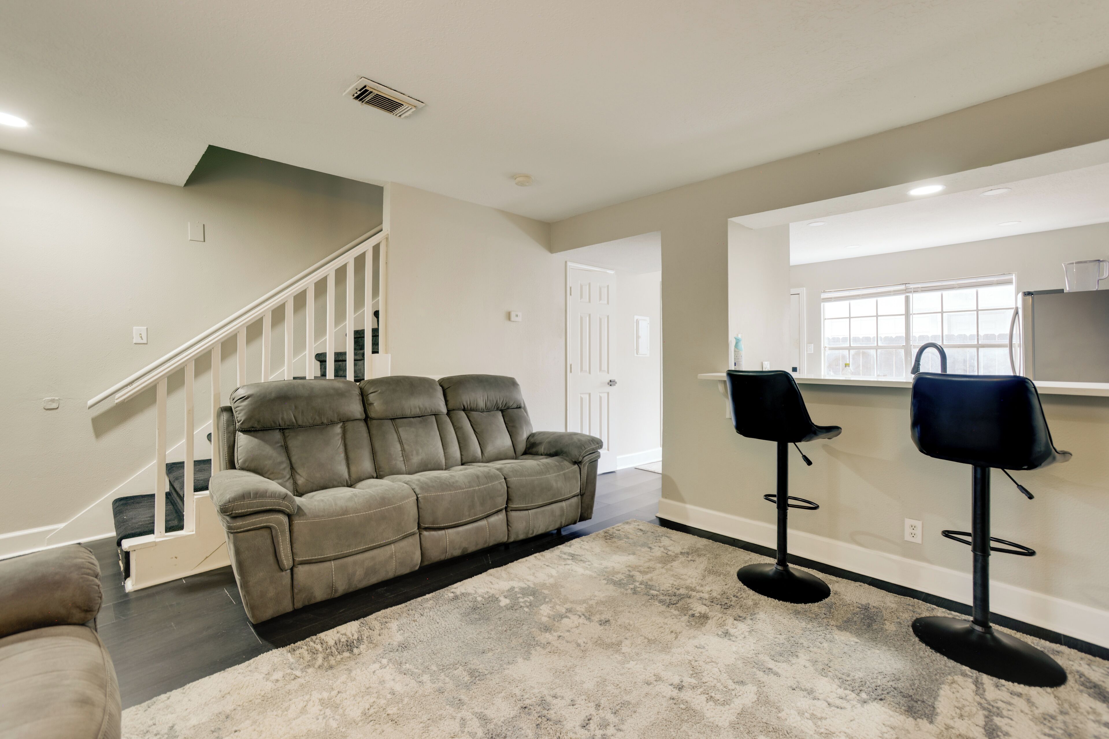 4 Mi To Iah: Suburban Houston Townhome - Humble, TX