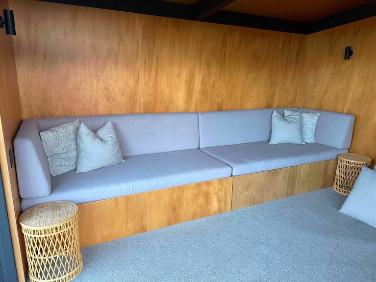 Whare Tatū Raglan - Holiday Accommodation - Raglan