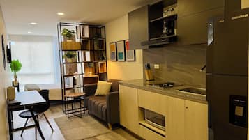 Apartamento, varanda, vista para a montanha | Cozinha privada