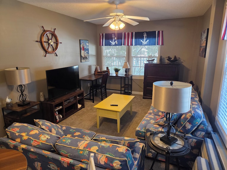 Island Jewel - Sweet "Suite" Retreat In Charming Kure Beach - Southport, NC
