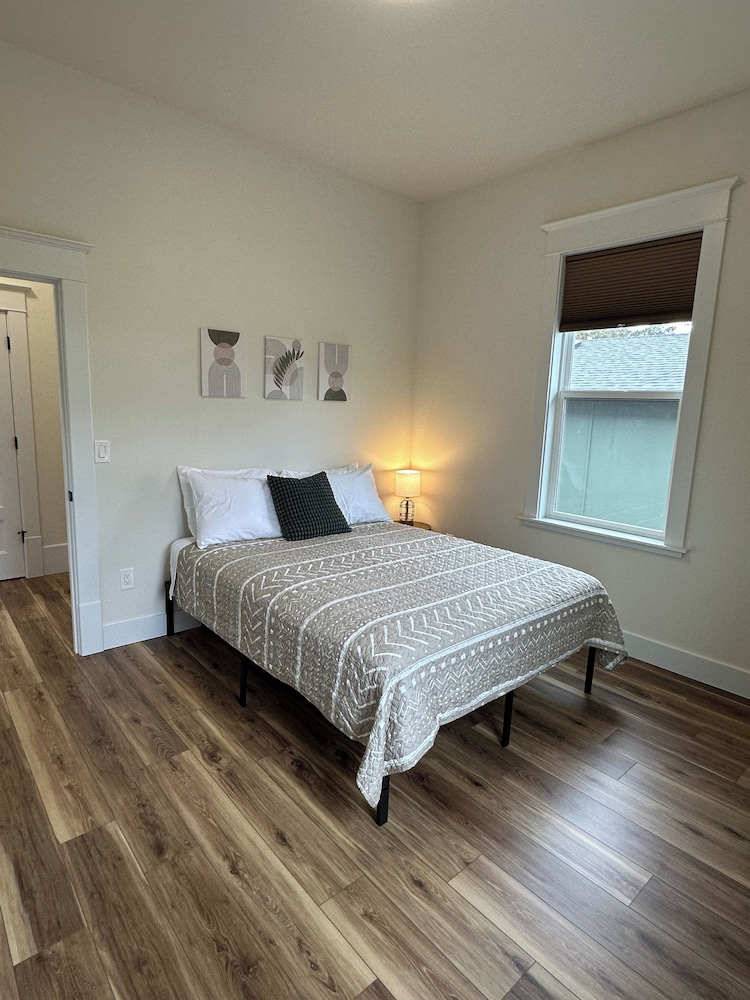 Sunset Farm House in Sequim near Olympic National Park - Clallam County ...