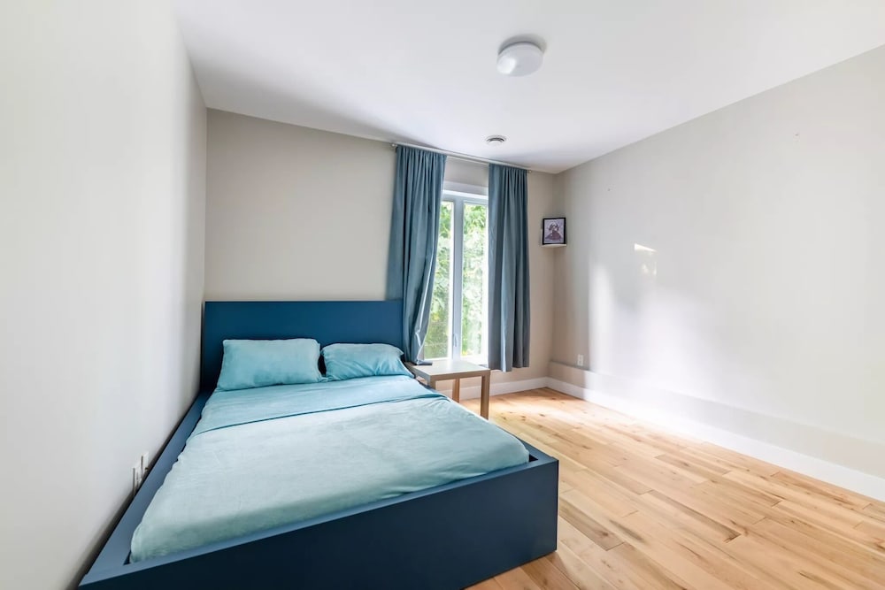 Rosemère pool house - Rosemere | Vrbo