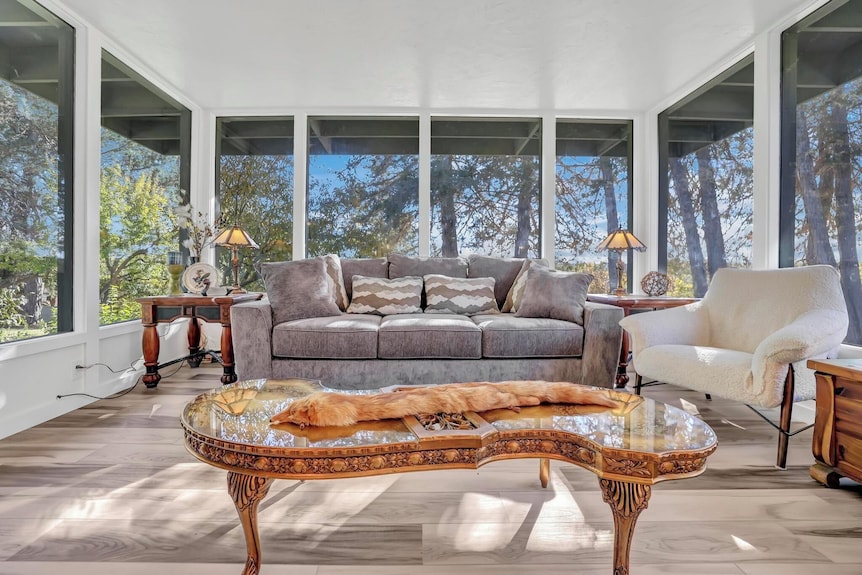 Amazing Luxury Retreat With Private Fresh Spring Ponds & Sauna! Sleeps 23 - Idaho