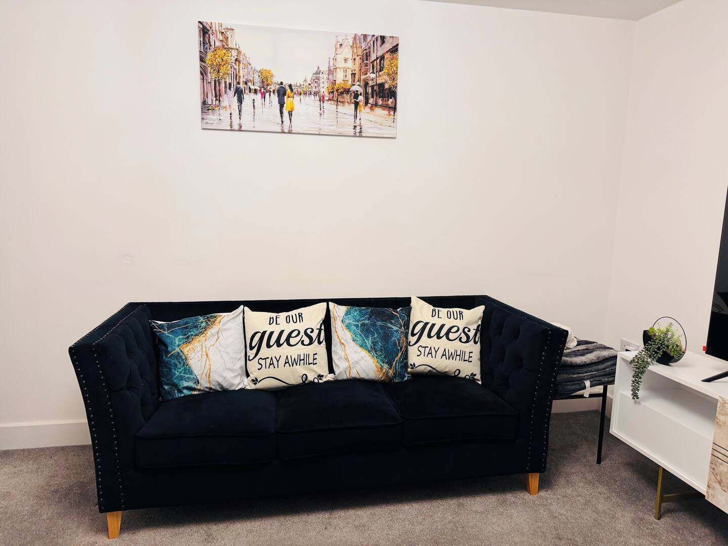 Modern Easedale House - 3 Bed House In Hornchurch - Romford