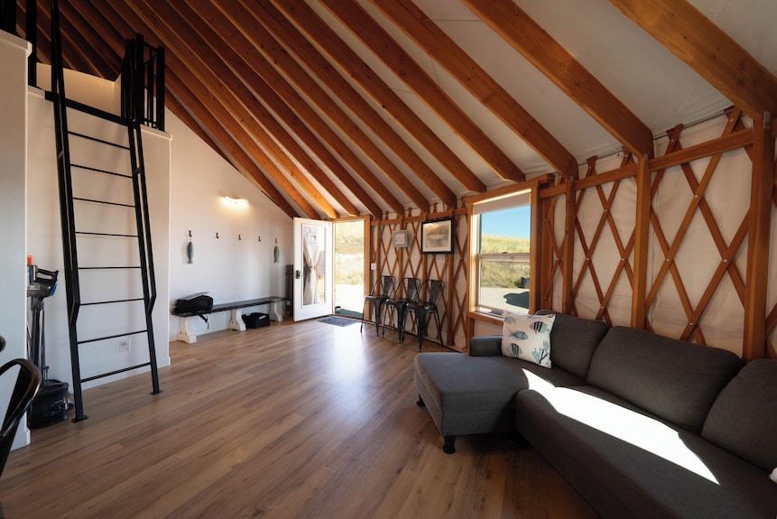 The Cisco Yurt - Rustic. Modern. Spectacular. Sleeps 12. - Bear Lake