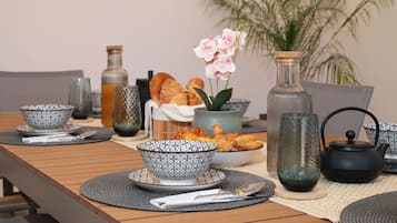 Vila | 2 quartos, escrivaninha, quartos à prova de som