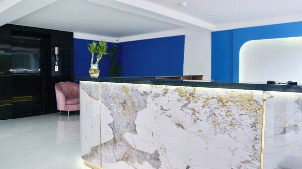 Blue Waves Hotel - Phú Quốc