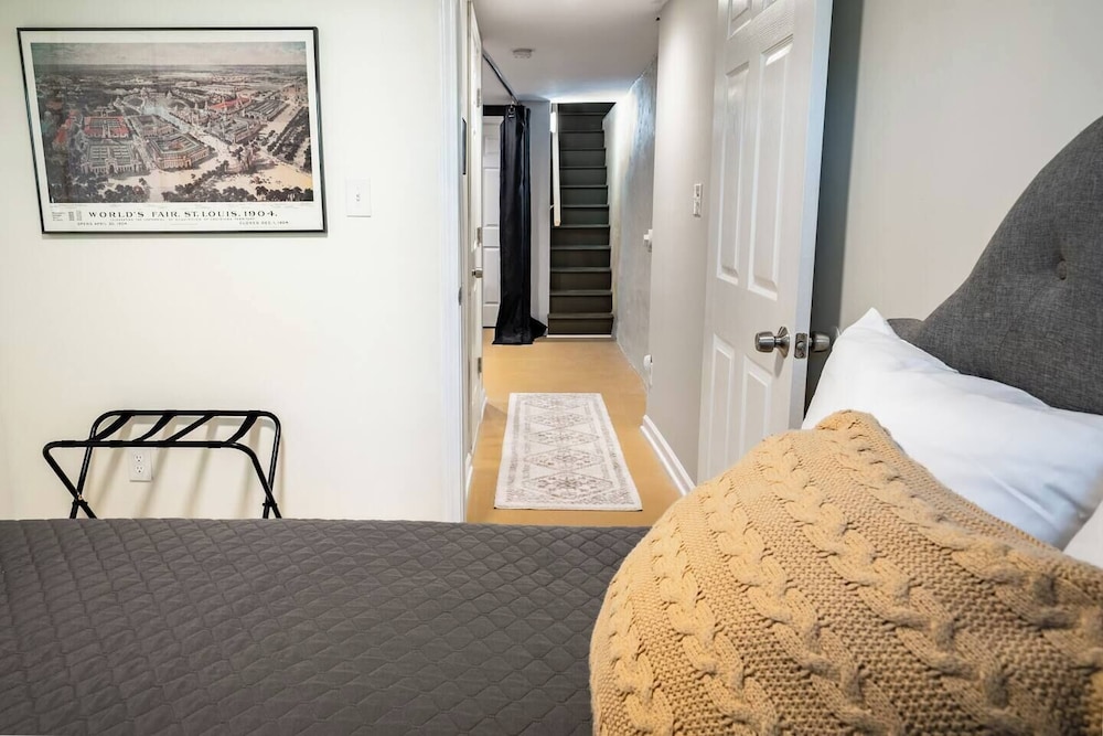 Stylish 2BR/2BA House in The Grove w/ Free Parking - St. Louis | Vrbo