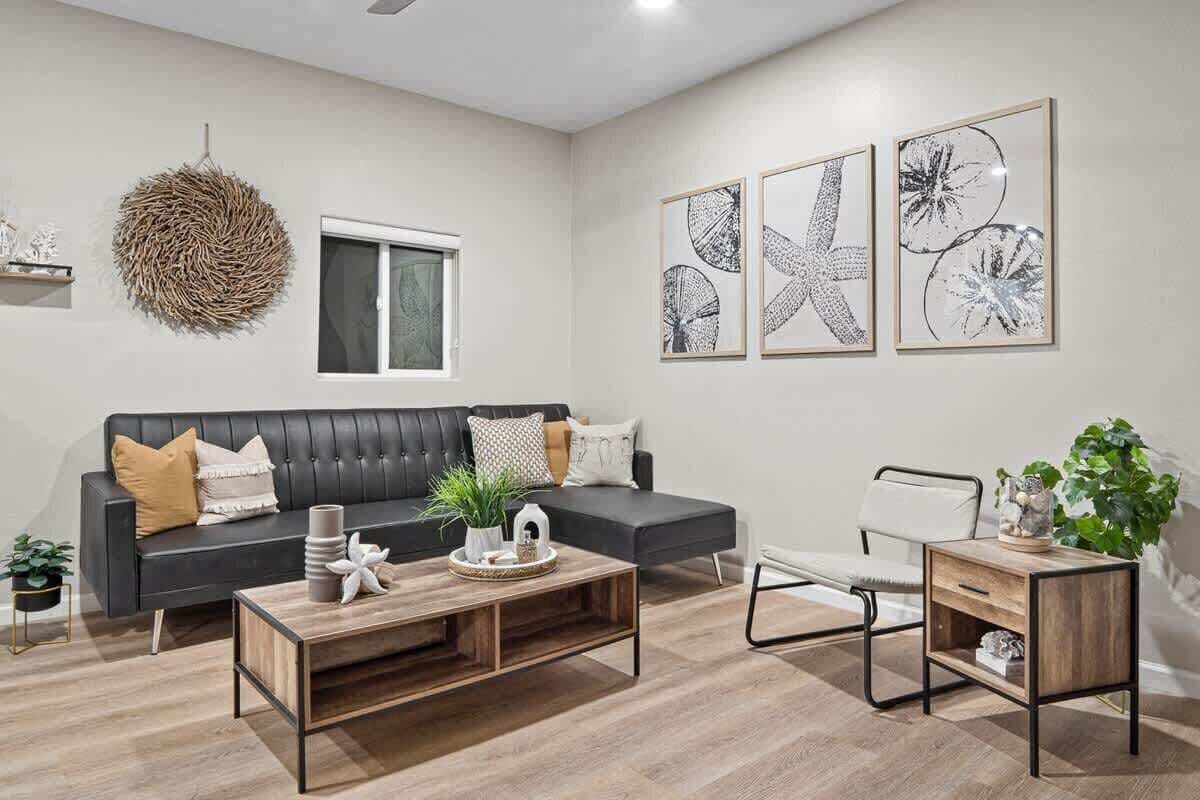 Ocean Views | Walk To Beach Private Patio Kid Safe - San Diego, CA