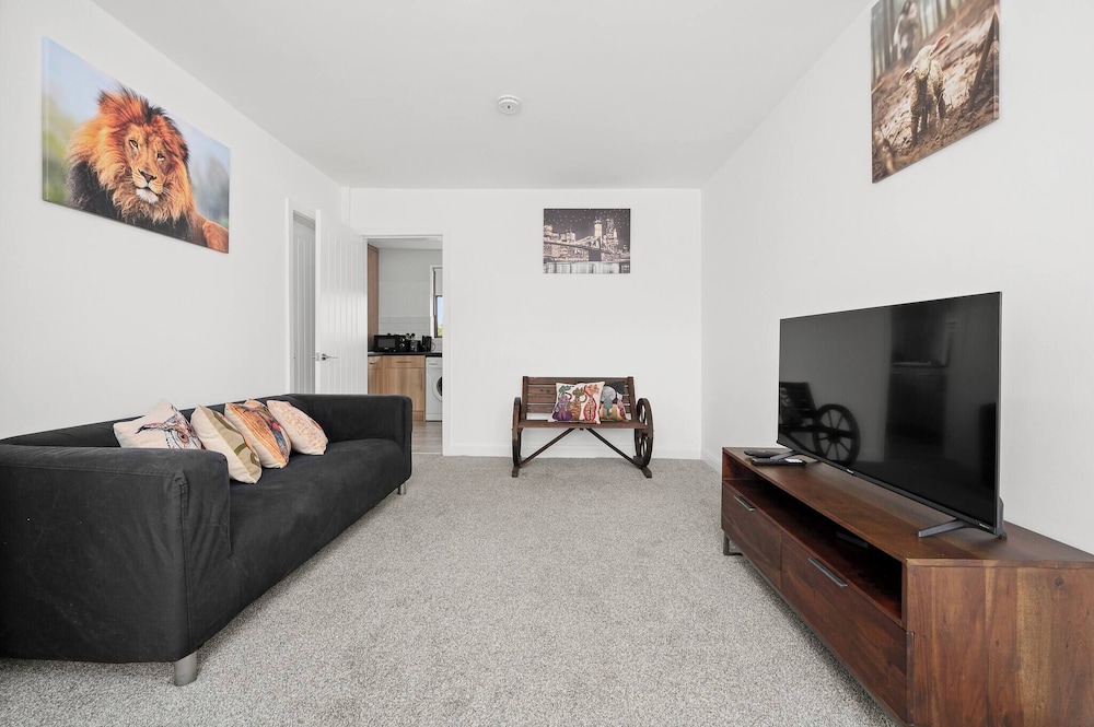 52 Furnival Road Manchester - Manchester