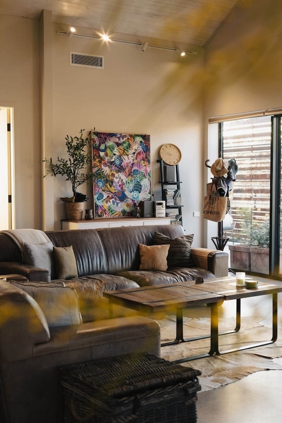 The Barn @ The Charles At Broke Hunter Valley Luxury - 브로크