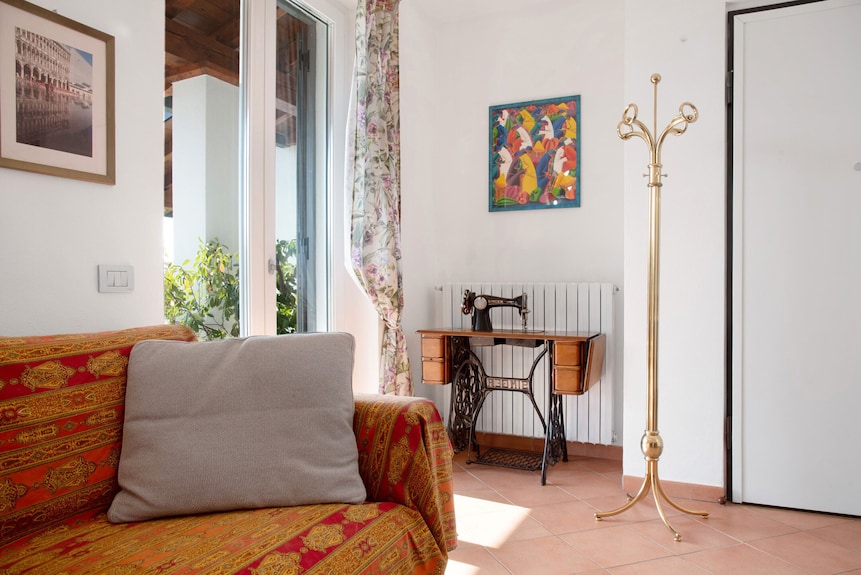 Apartment 'Mora' With Mountain View, Private Terrace And Wi-fi - Varese