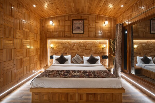 Hotel Mystic Mountain Kausani - Kausani