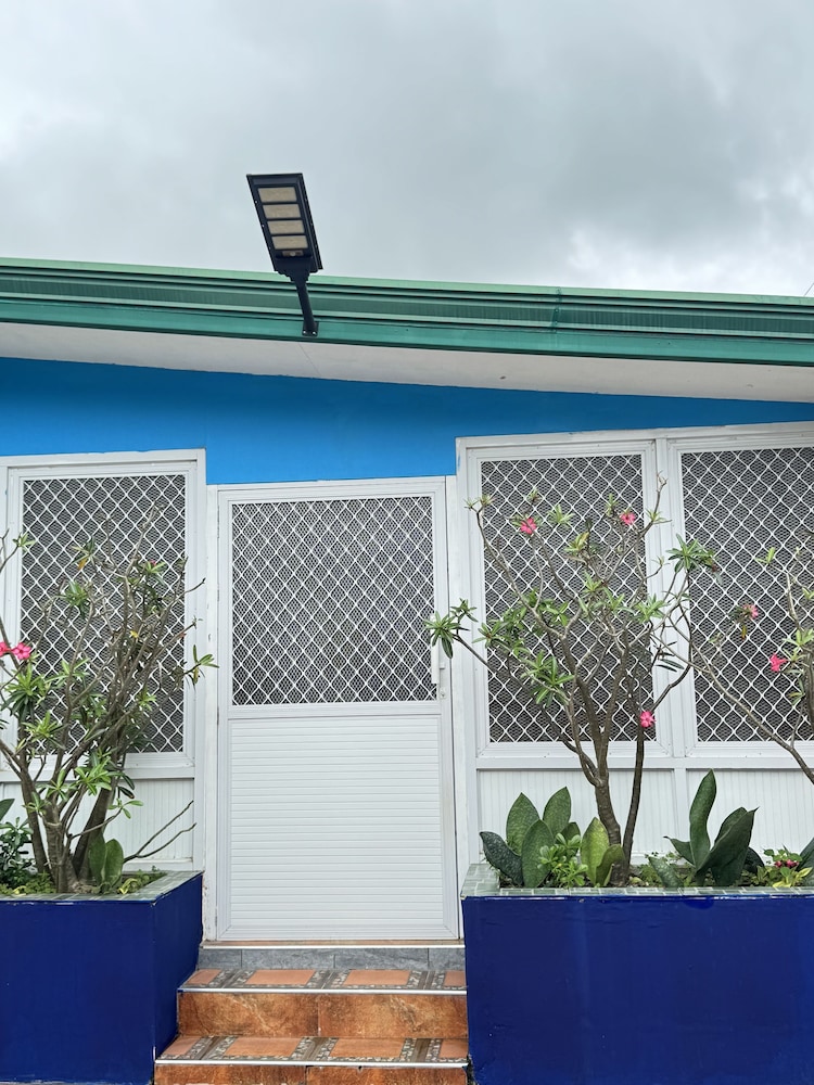 Bamboo Orange Cabana And Studio - Binalonan