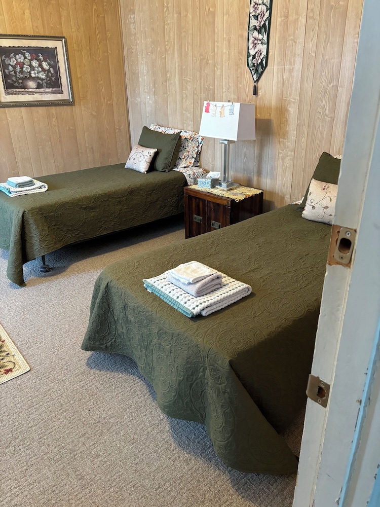 Destination Green House - Punxsutawney, PA