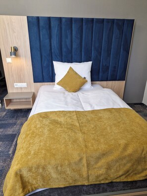 Quarto Individual Comfort | Cofre no quarto, secretária, cortinas/cortinados opacos, Wi-fi grátis