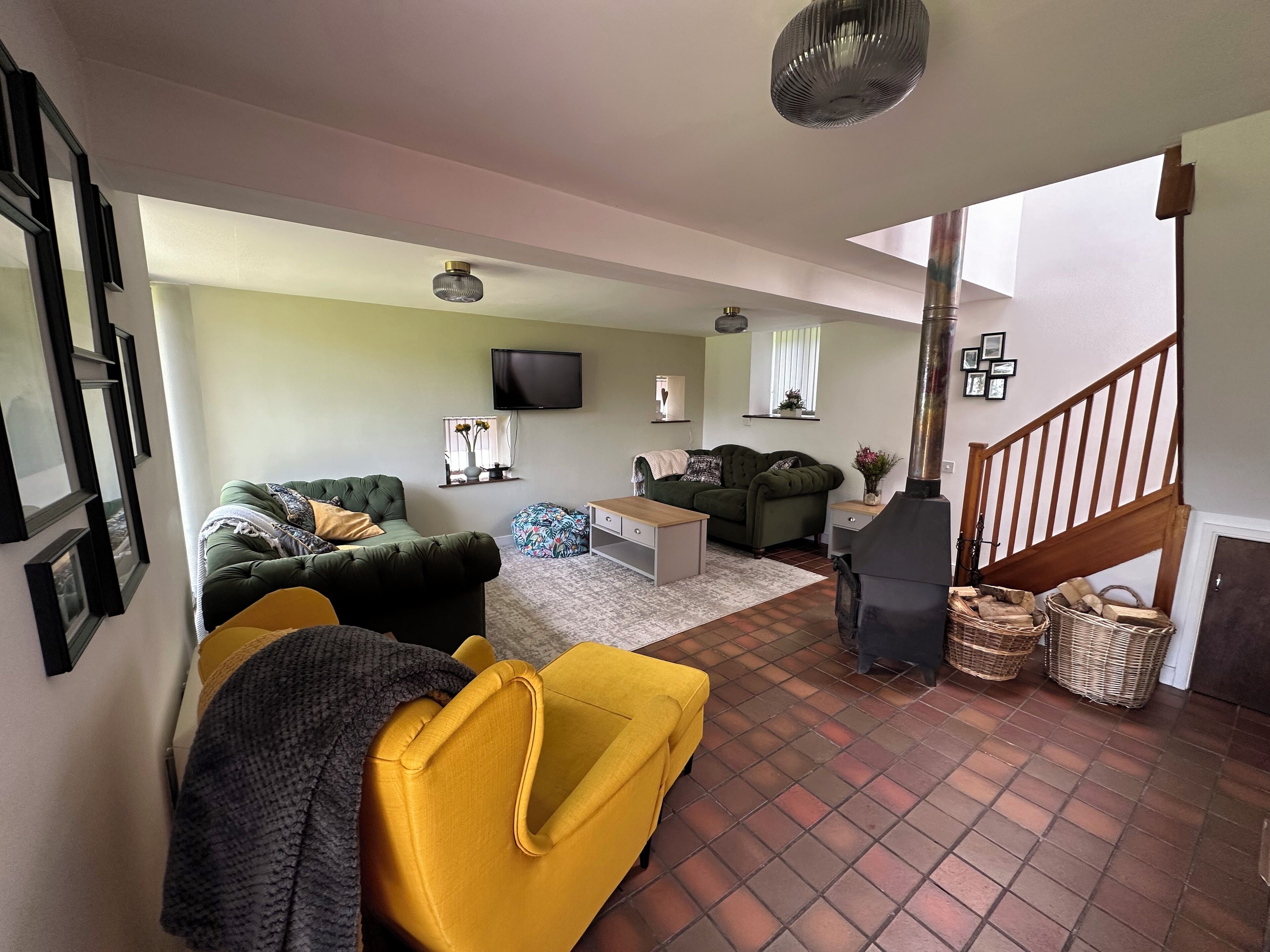 The Coach House North Wales, Amazing Views, Hot Tub And Log Fire - Ruthin