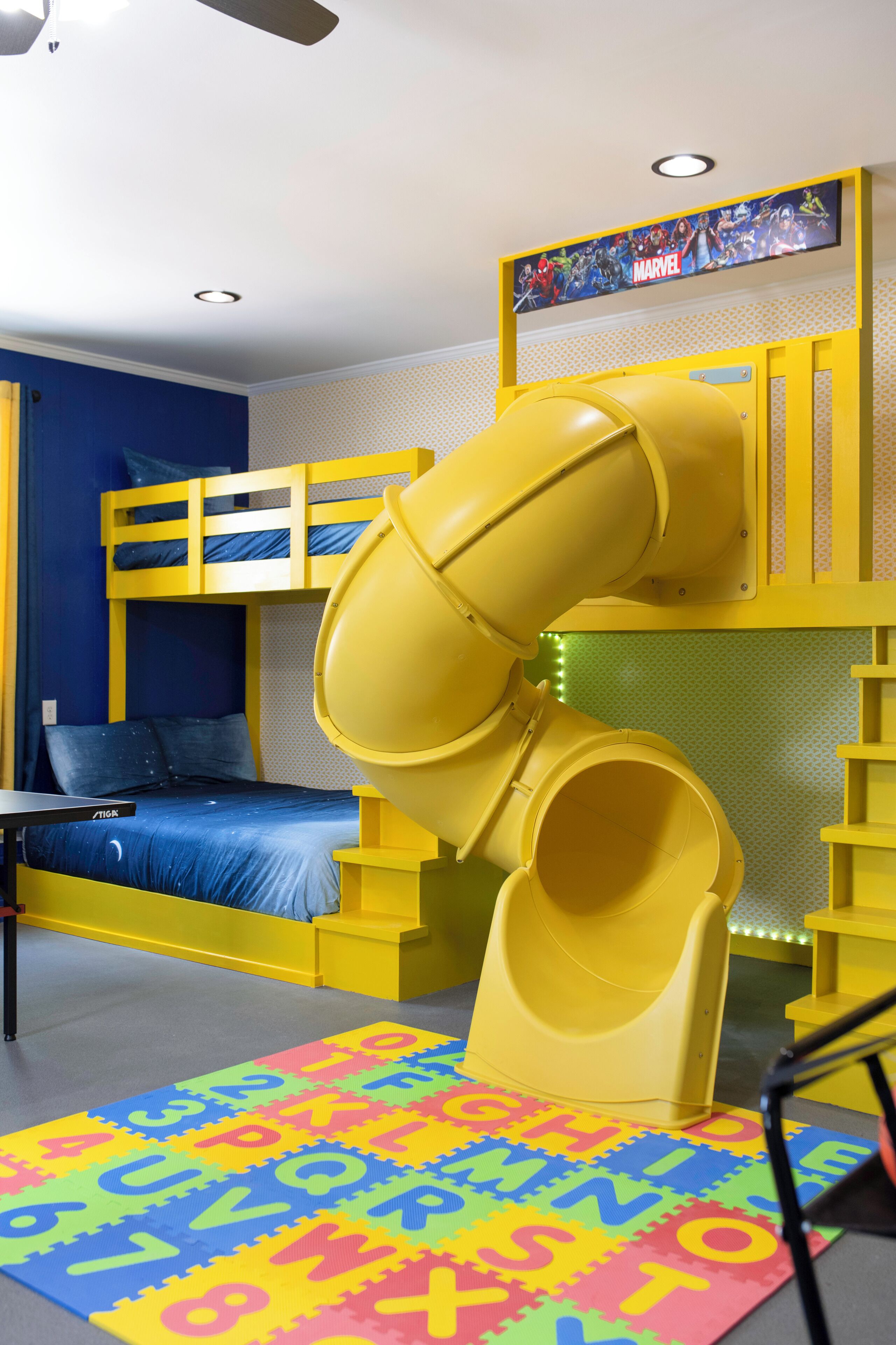 Heated Pool, Hot Tub, Epic Kids Room, Pickleball/basketball, Mini Golf, Fire Pit - Mooresville, NC