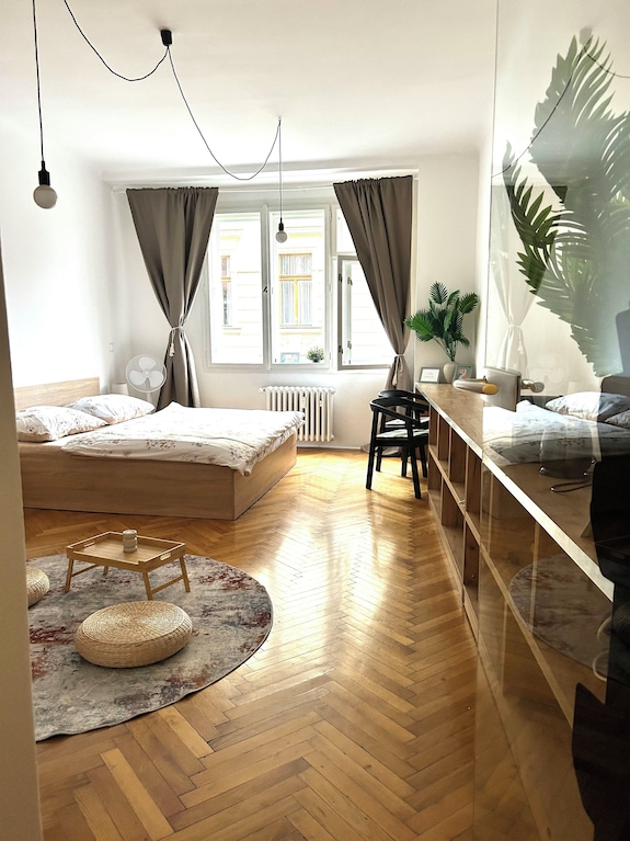 Romantic Apartment By The Old Town Square Prague - Prague