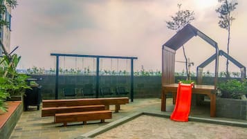 Área de recreio para crianças (ao ar livre)