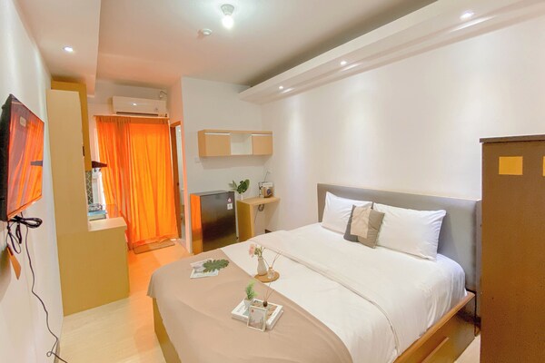 Minimalist Studio Apartment At Cinere Resort - Jakarta