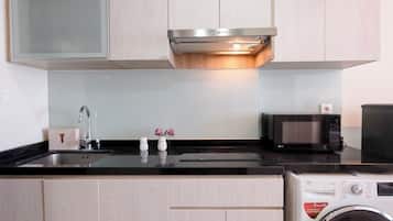 Apartamento Standard | Cozinha privada | Utensílios de cozinha