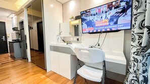 Apartamento Deluxe | Cozinha privada | Utensílios de cozinha