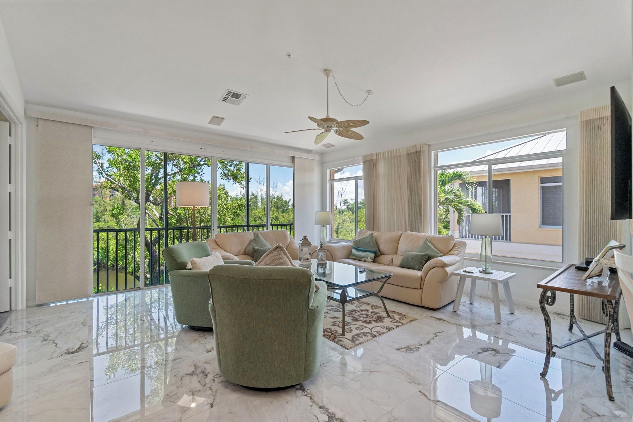 Ft. Myers Beach Escape | Pool + Canal Views - Bonita Springs, FL