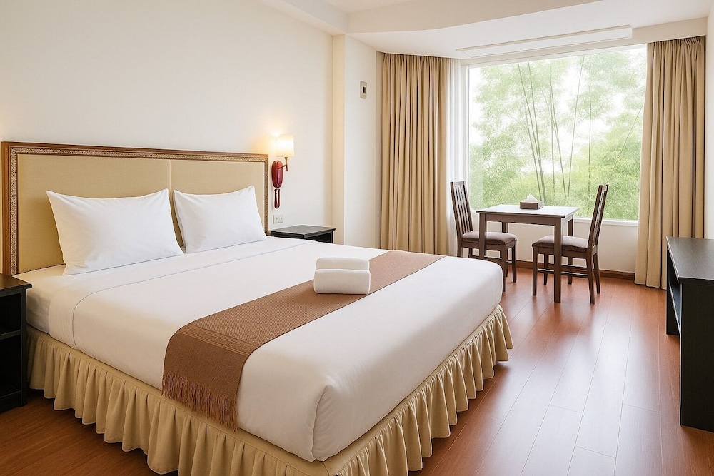 The Grand Imperial - Lak Si