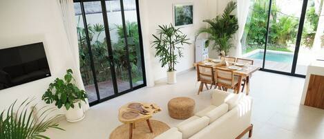 Vila luxo, vista para a piscina | Área de estar