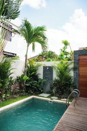 Villa Deluxe, vista para a piscina | Piscina privativa