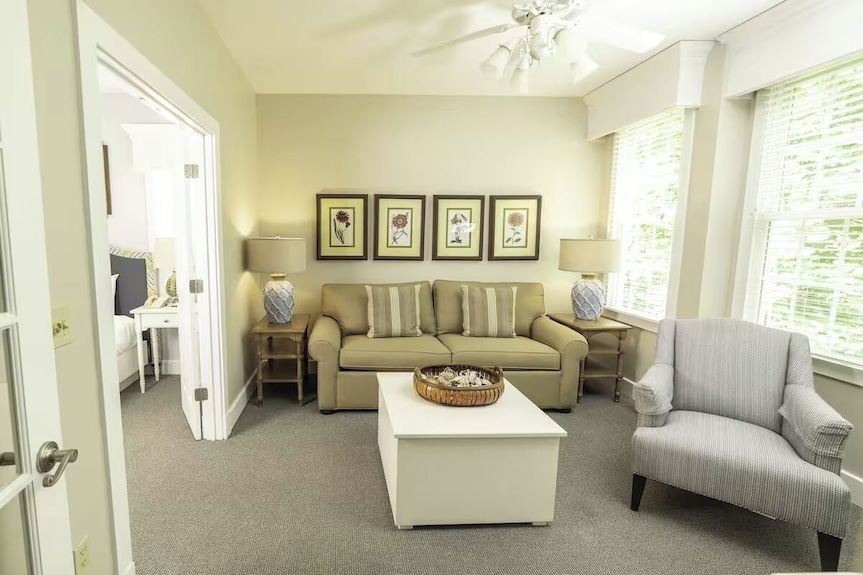 Gated Williamsburg Stay Spacious Townhome Near Jamestowne & Parks - Chesapeake Bay