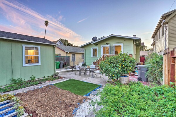 Walkable East Bay Home - 2 Mi To Bart Station - Oakland, CA