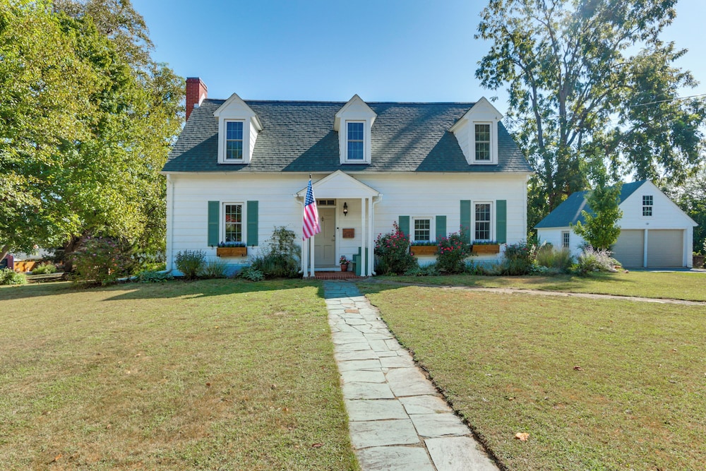 Walkable Location: Historic Home In Charles Town! - West Virginia