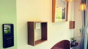 Quarto Duplo Standard, Vista para a cidade | Secretária, Wi-fi grátis
