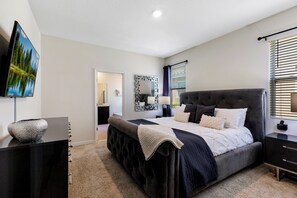 Casa Familiar, pátio, vista para o lago | Berço de viagem, Wi-fi grátis, roupa de cama fornecida