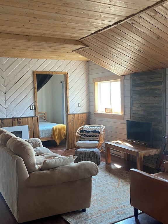 Riverside Retreat In Butternut Valley - New Brunswick