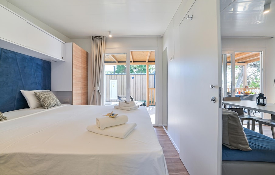 Awesome (Sta)caravan In Okrug Gornji With Wifi - Trogir