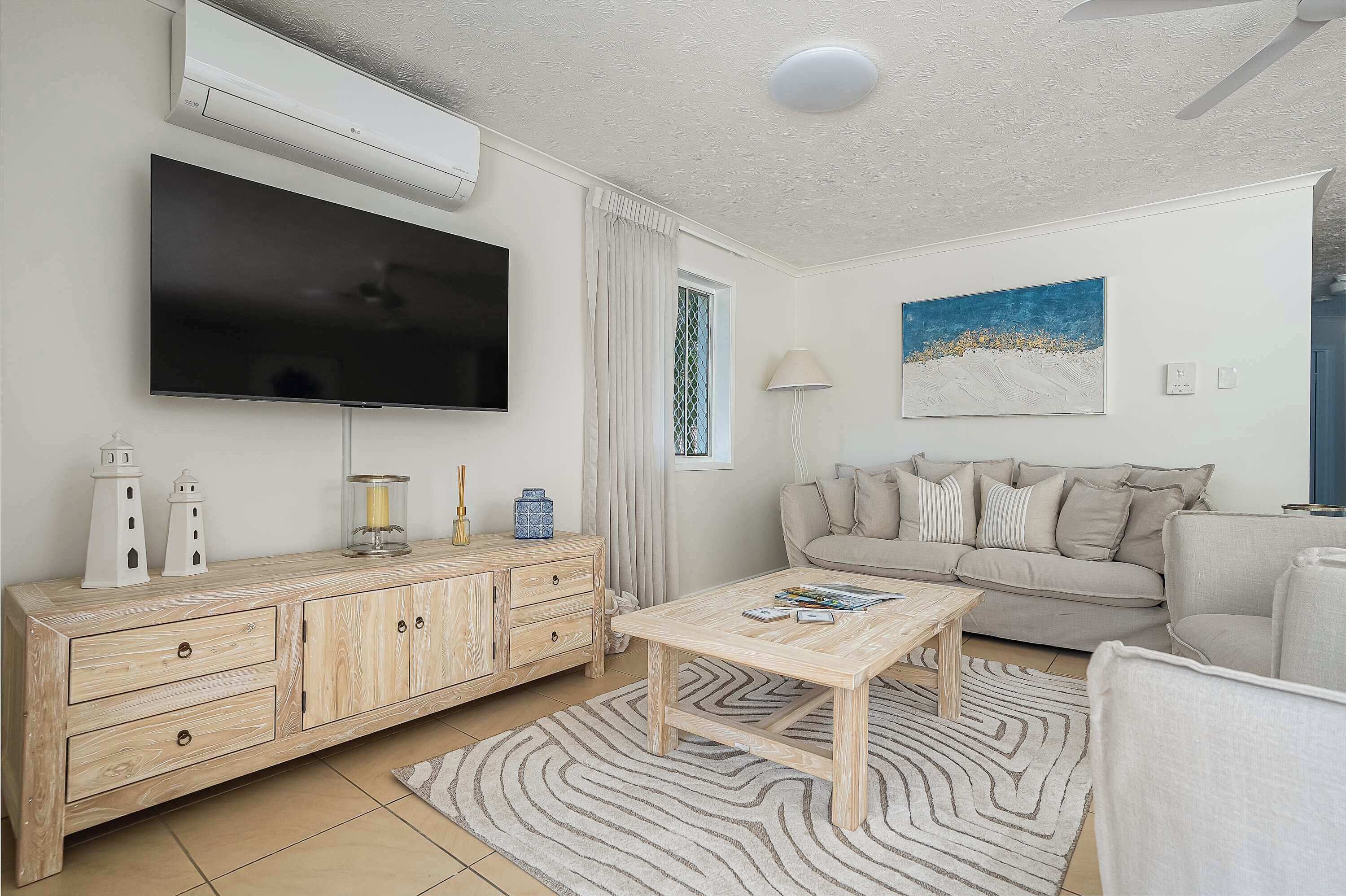 Apartment In Burleigh Heads Ground Floor With Pool! - Gold Coast