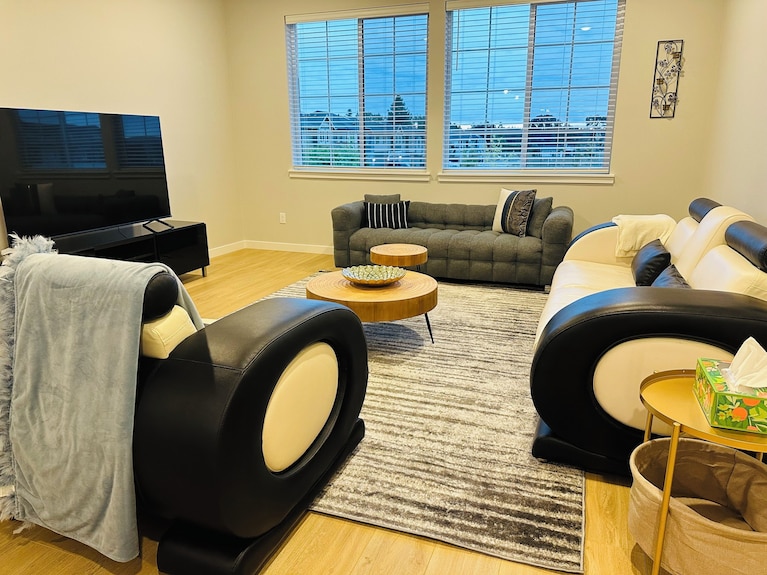 Charming Townhome With Ac In Hillsboro - ヒルズボロ, OR