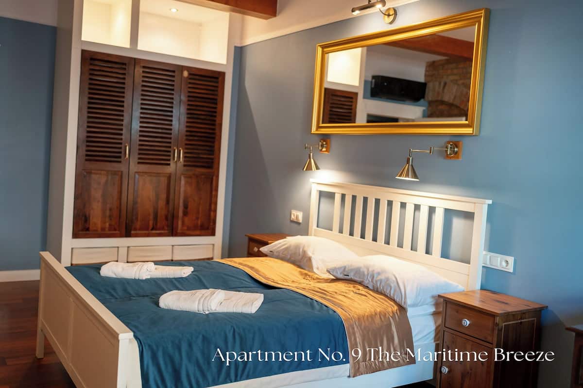 Suite Deluxe, Vista para a cidade | Cortinas/cortinados opacos, ferro/tábua de engomar, Wi-fi grátis
