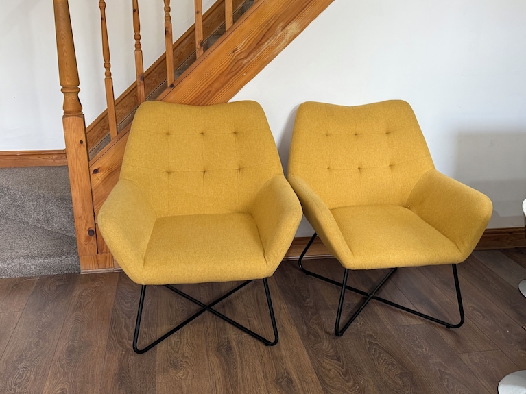 Modern Home Sleeps 7 Contractor / Families & Students Welcome. - Halifax