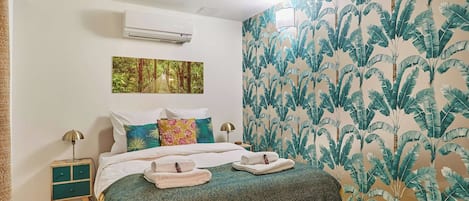 Apartamento | 2 quartos, secretária adequada para computadores portáteis