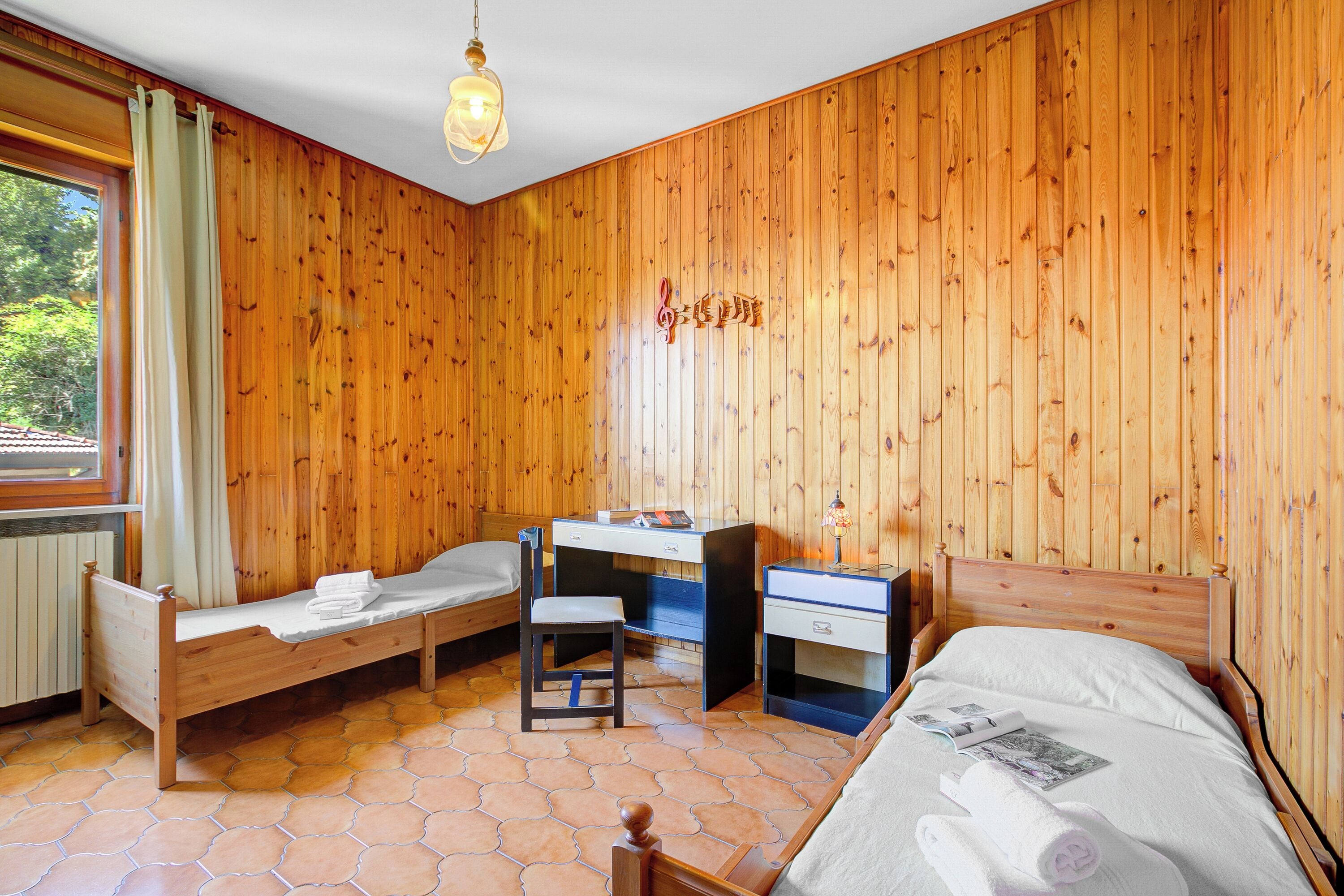 Apartamento Familiar, 2 quartos, varanda (A Due Passi Dal Bosco: Hillside)