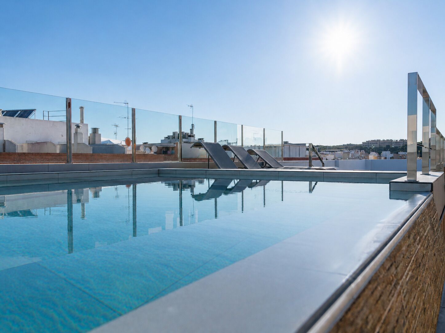 Piscina exterior sazonal 
