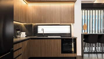 Loft, 1 cama queen-size e sofá-cama | Cozinha privada | Uma cafeteira/bule, uma chaleira elétrica